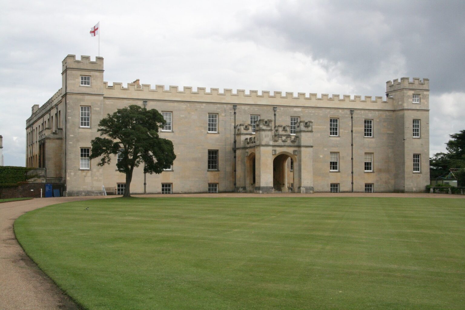 Bridget Jones Filming Locations in England: ALL 3 Films + Maps!